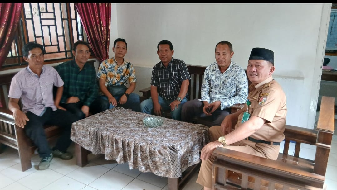 Silaturahmi DPC Komite Wartawan Indonesia Perjuangan (KWIP) Diterima Langsung oleh Hendarwan ...